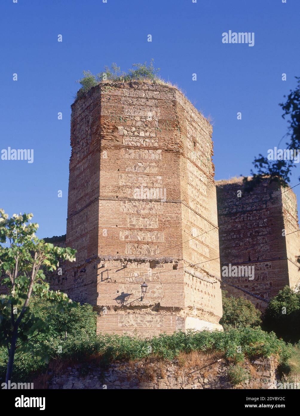 TORREON - S XIV. Location: CASTILLO / RECINTO AMURALLADO. BUITRAGO DEL ...