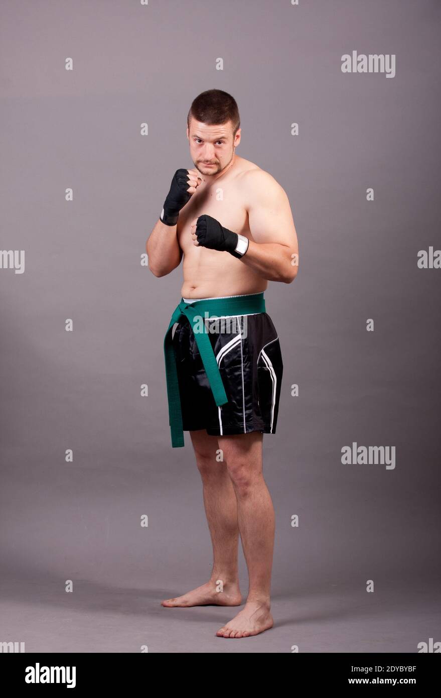 kick-boxer training before fight Stock Photo - Alamy