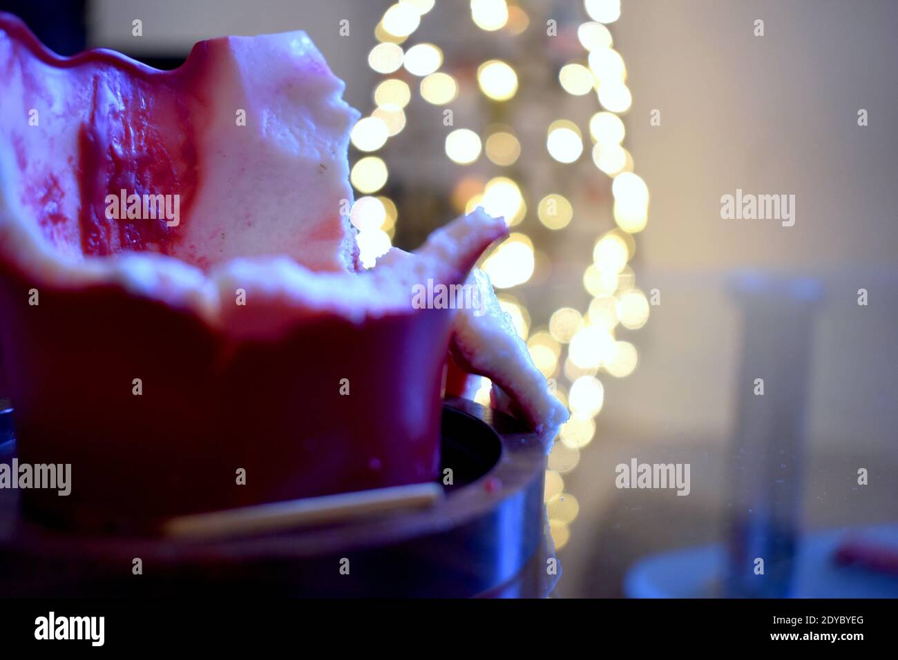 Burned down candle hi-res stock photography and images - Alamy