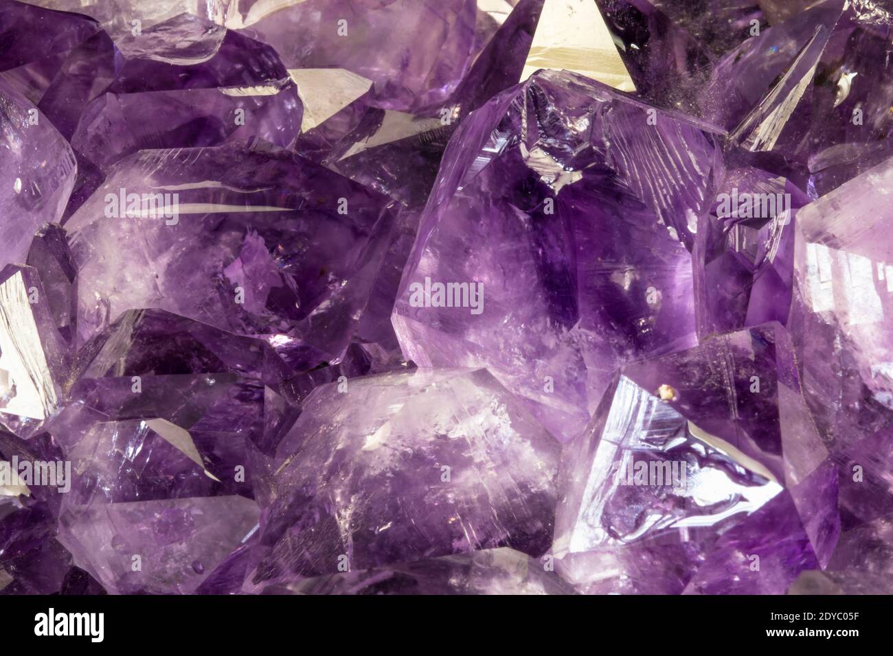 Amethyst texture hi-res stock photography and images - Alamy