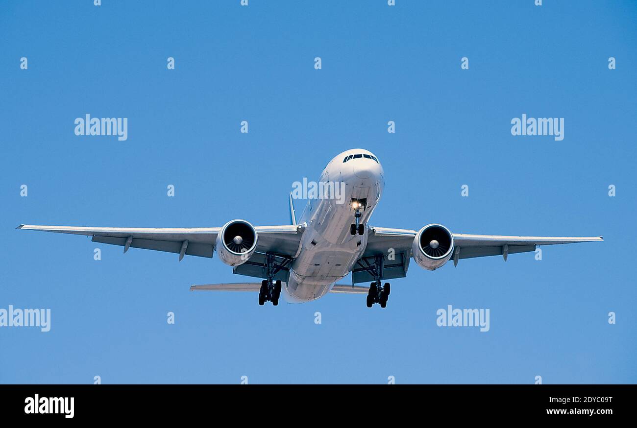 Blank Boeing 777 Jet Airplane Stock Photo - Alamy