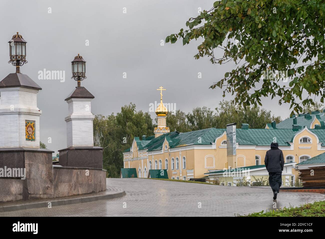Holy Trinity-Saint Seraphim-Diveyevo Monastery, one of the largest ...