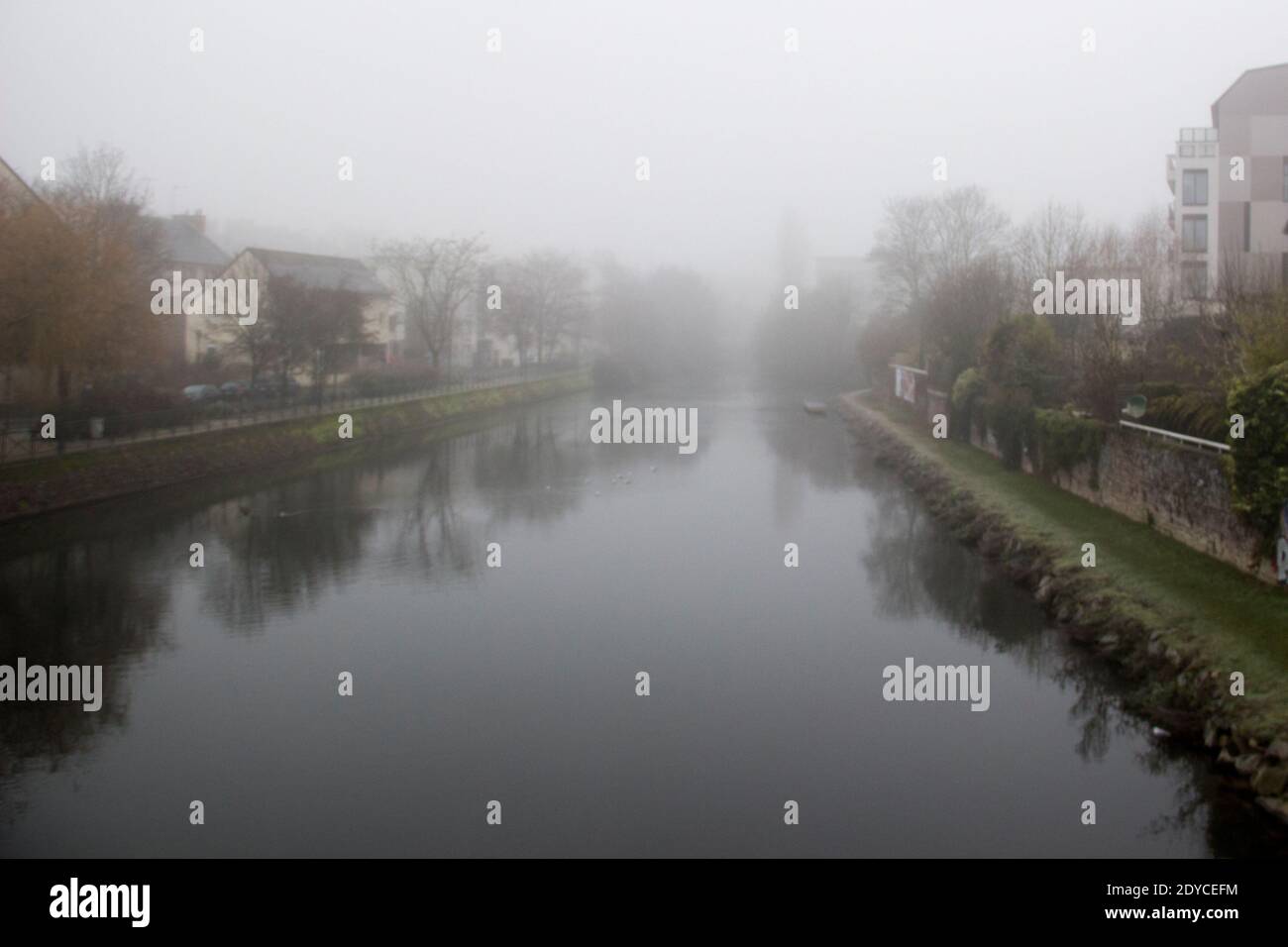 River in rennes hi-res stock photography and images - Alamy