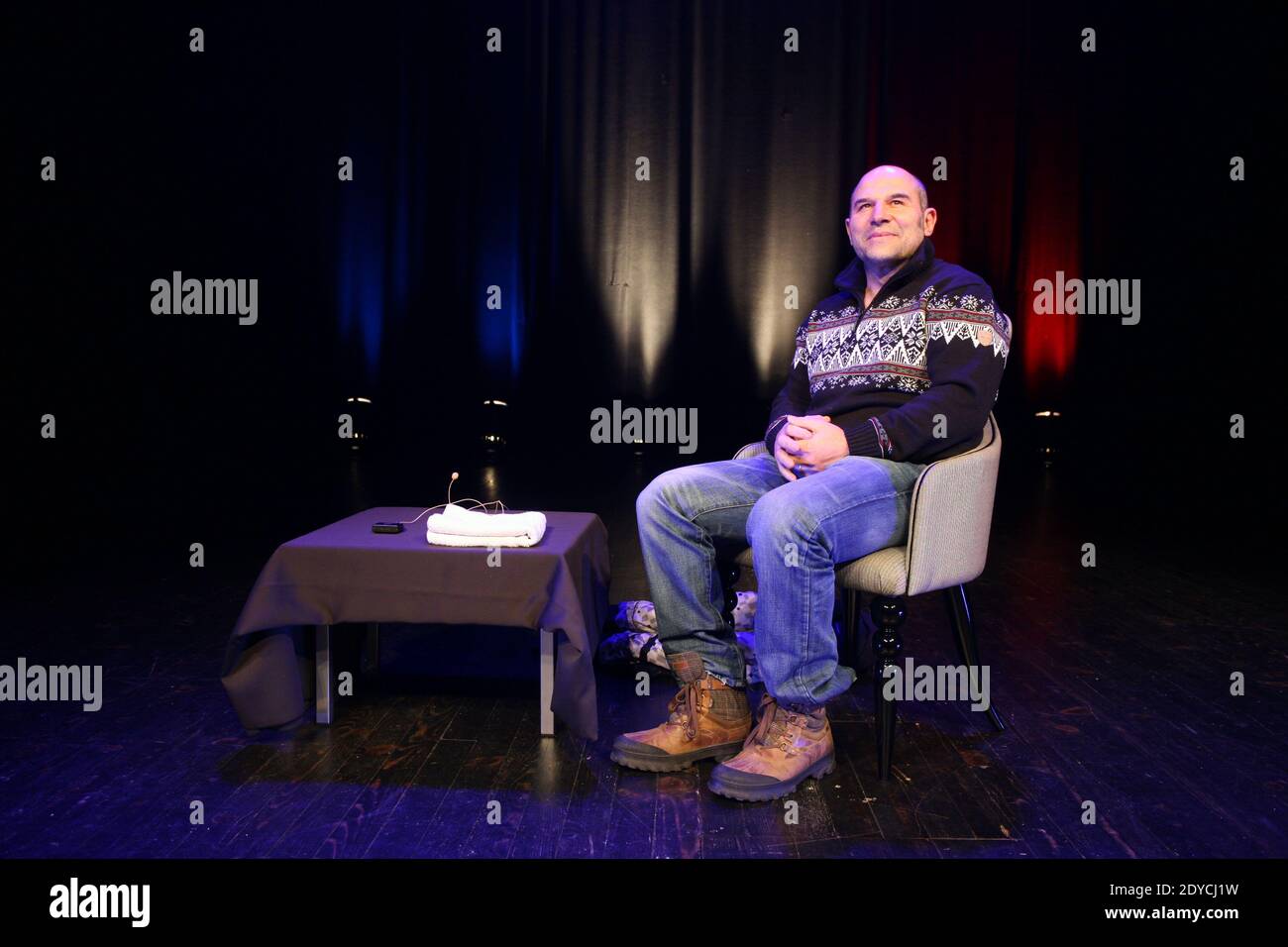French comedian in one man show hi-res stock photography and images - Alamy