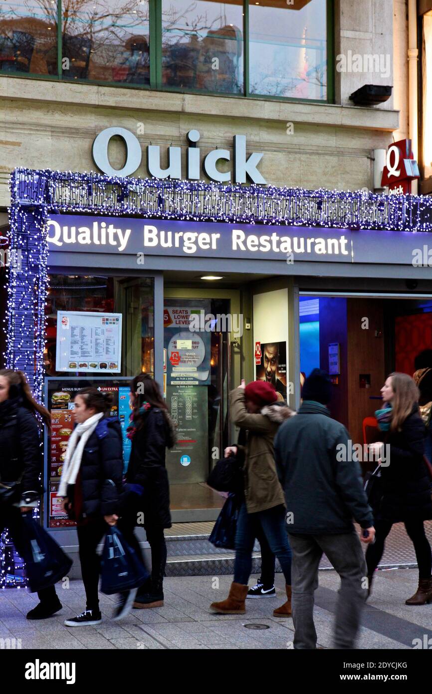 Restauration rapide france restaurant hi-res stock photography and ...