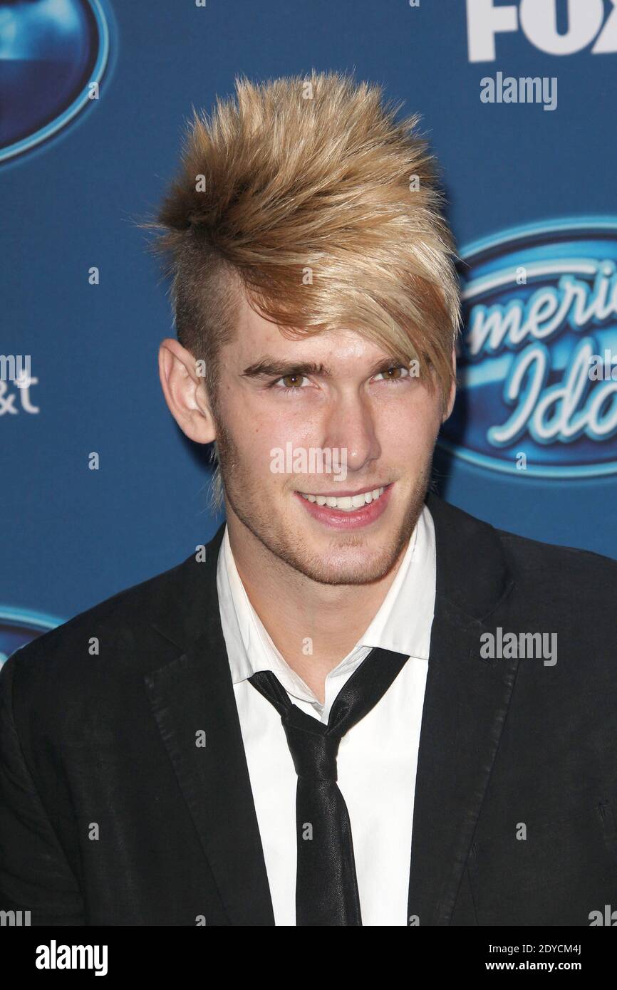 Colton dixon hi-res stock photography and images - Alamy