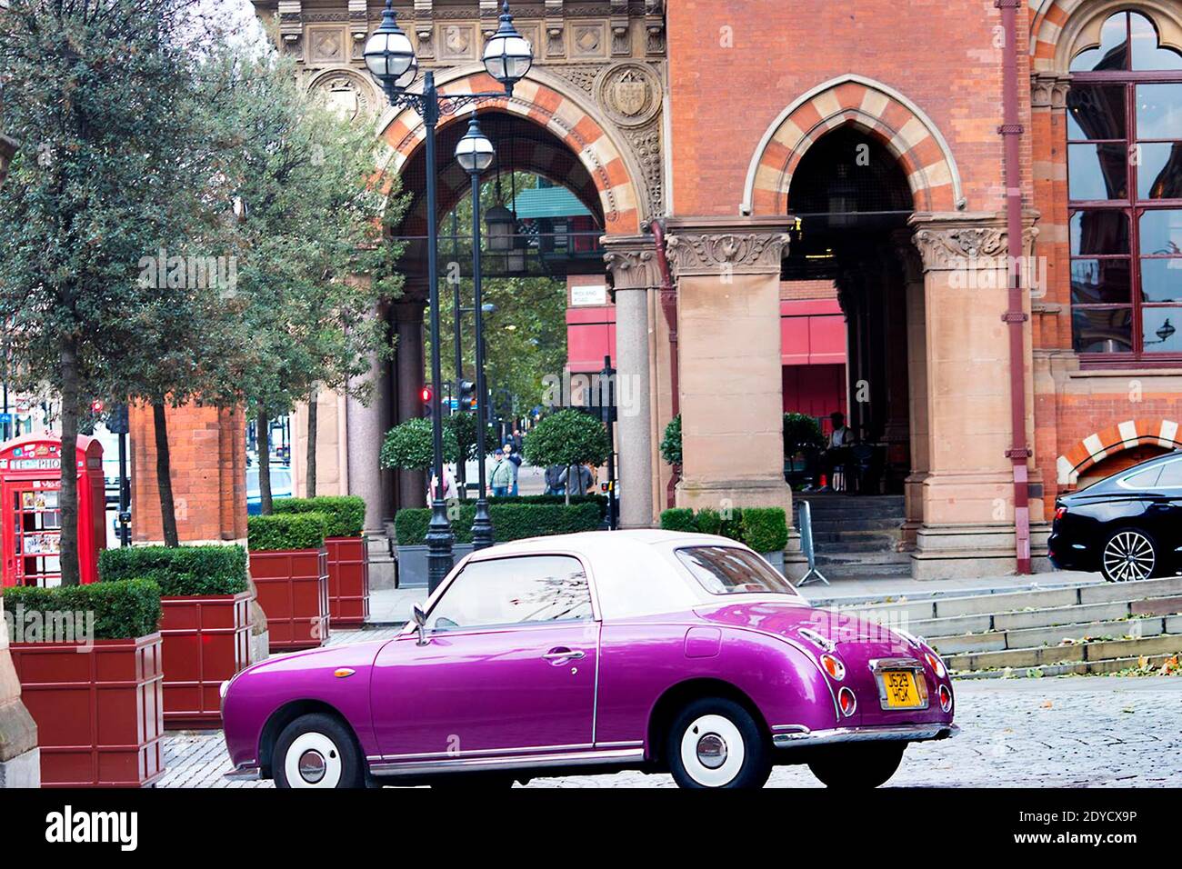 Euston train station old hi-res stock photography and images - Alamy