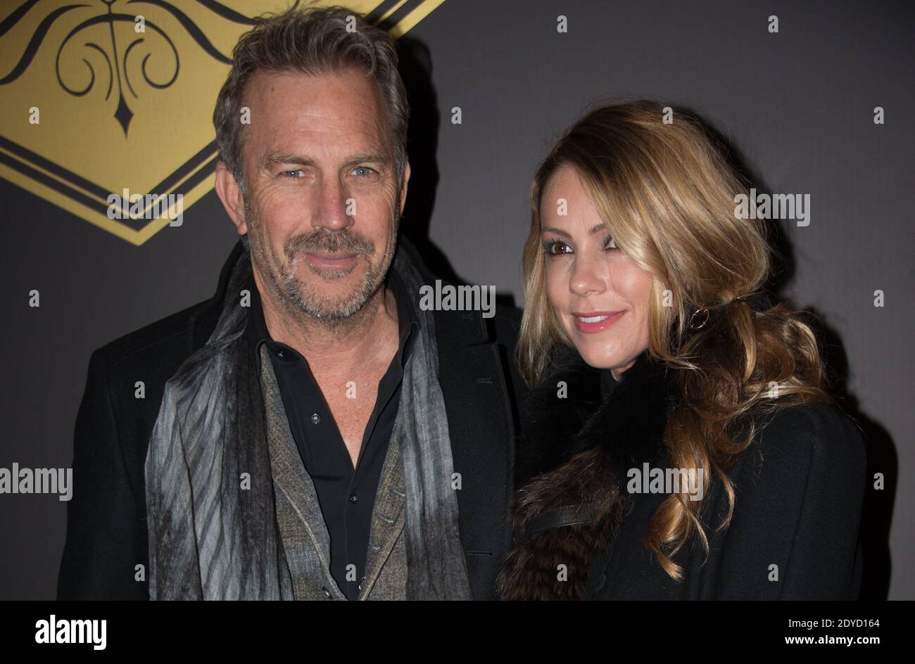 Young kevin costner hi-res stock photography and images - Alamy