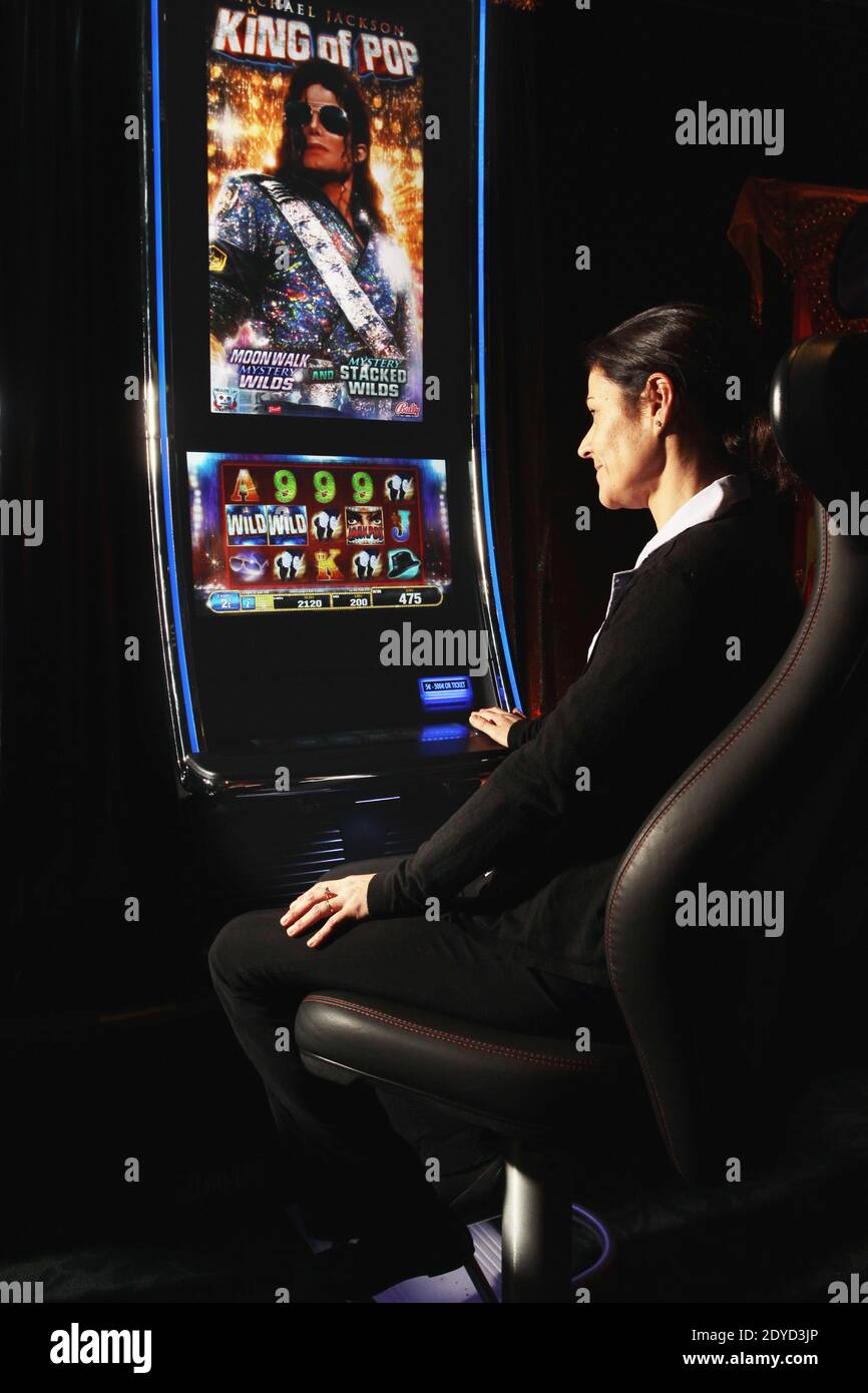 Michael jackson slot machine hi-res stock photography and images - Alamy