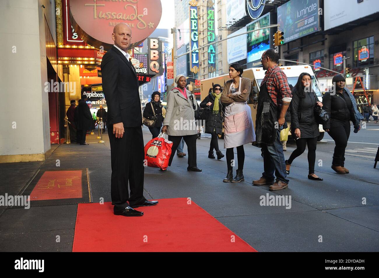 Madame tussauds wax figure of bruce willis hi-res stock photography and ...