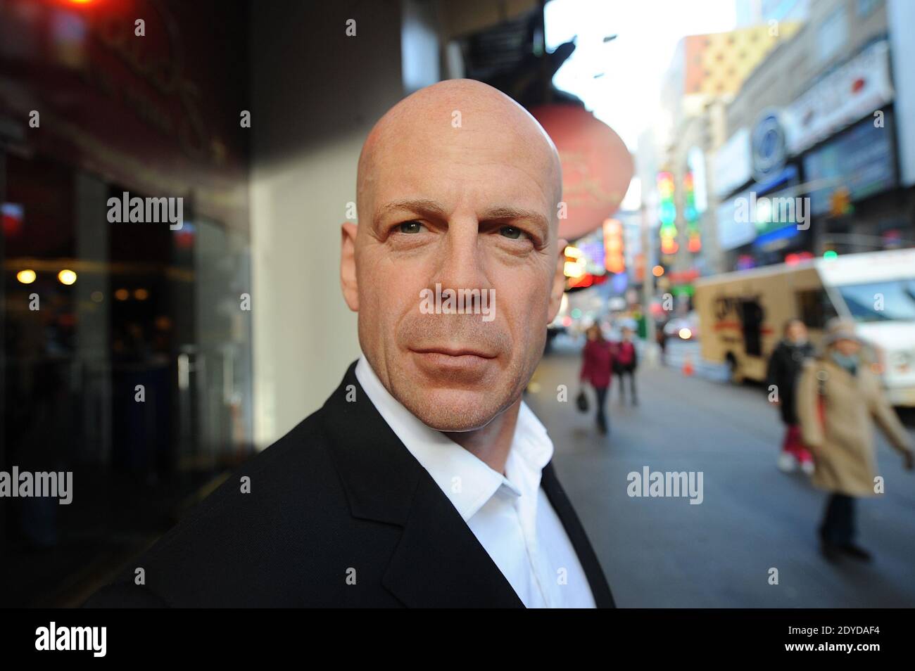 Madame tussauds wax figure of bruce willis hi-res stock photography and ...