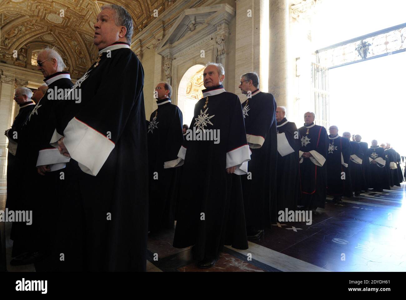 Cloak suits hi-res stock photography and images - Alamy