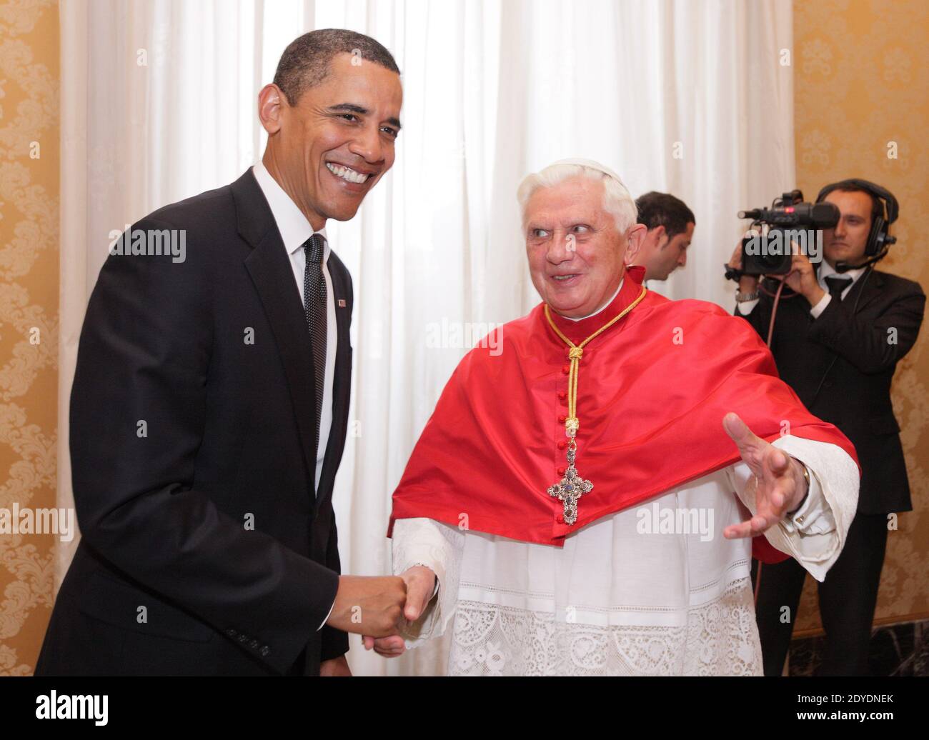 Pope Benedict XVI meets U.S president Barak Obama during a private ...