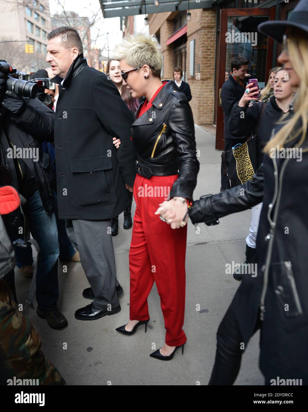 Miley Cyrus arriving at the fahion show in New York City, NY, USA on ...