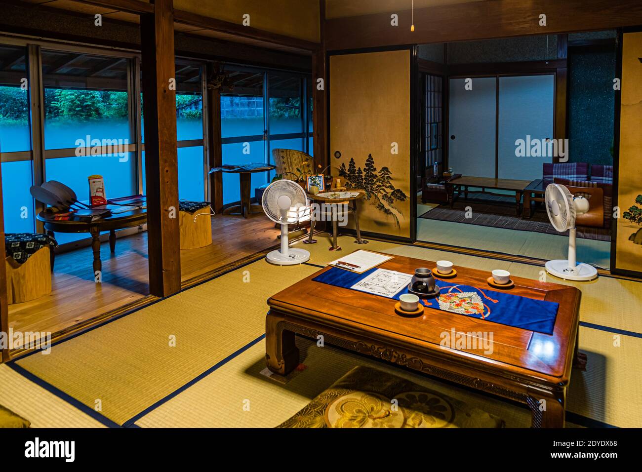 Japanese Living Room Stock Photo - Alamy