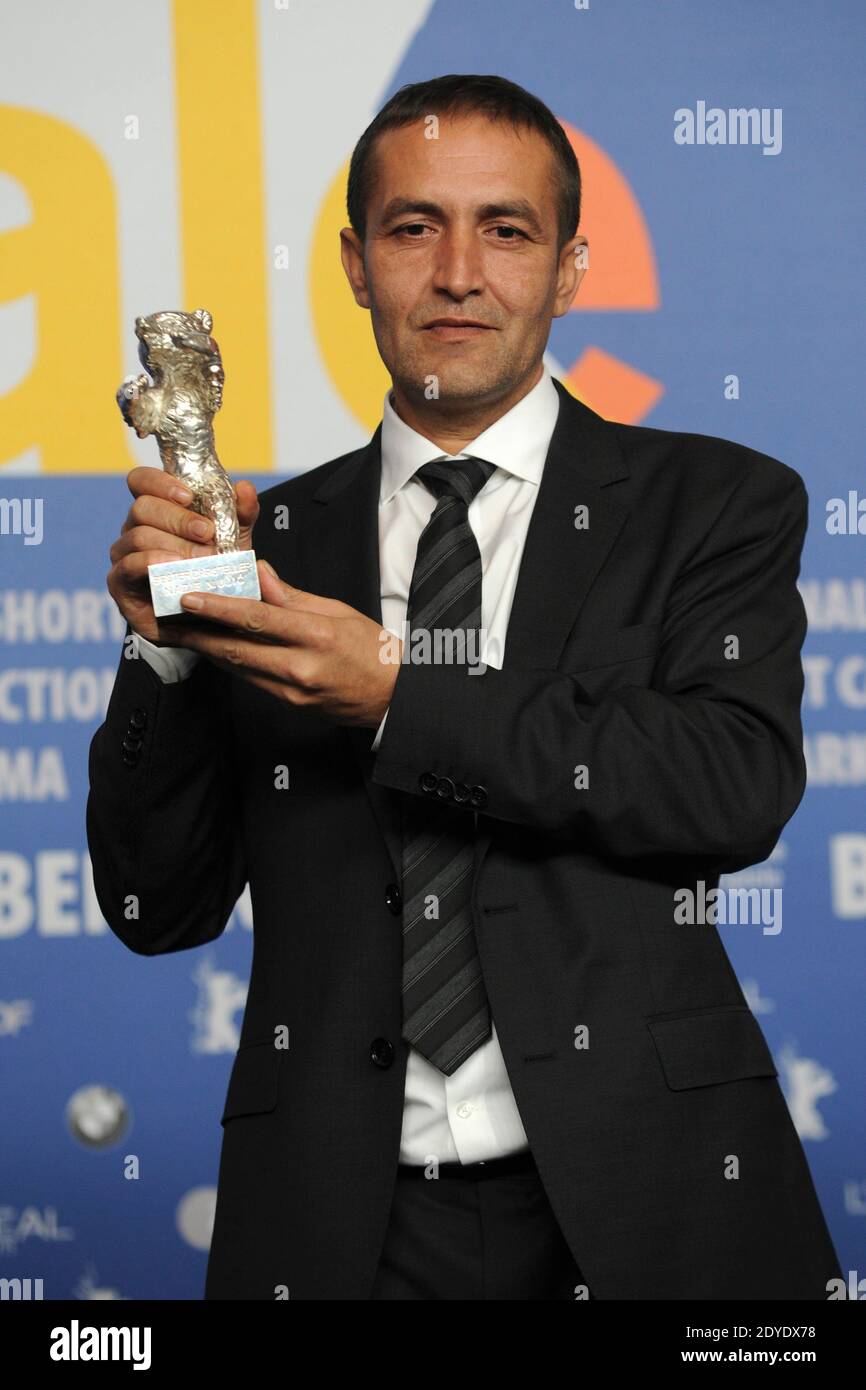 Nazif Mujic with his Silver Bear for the best actor award during the ...