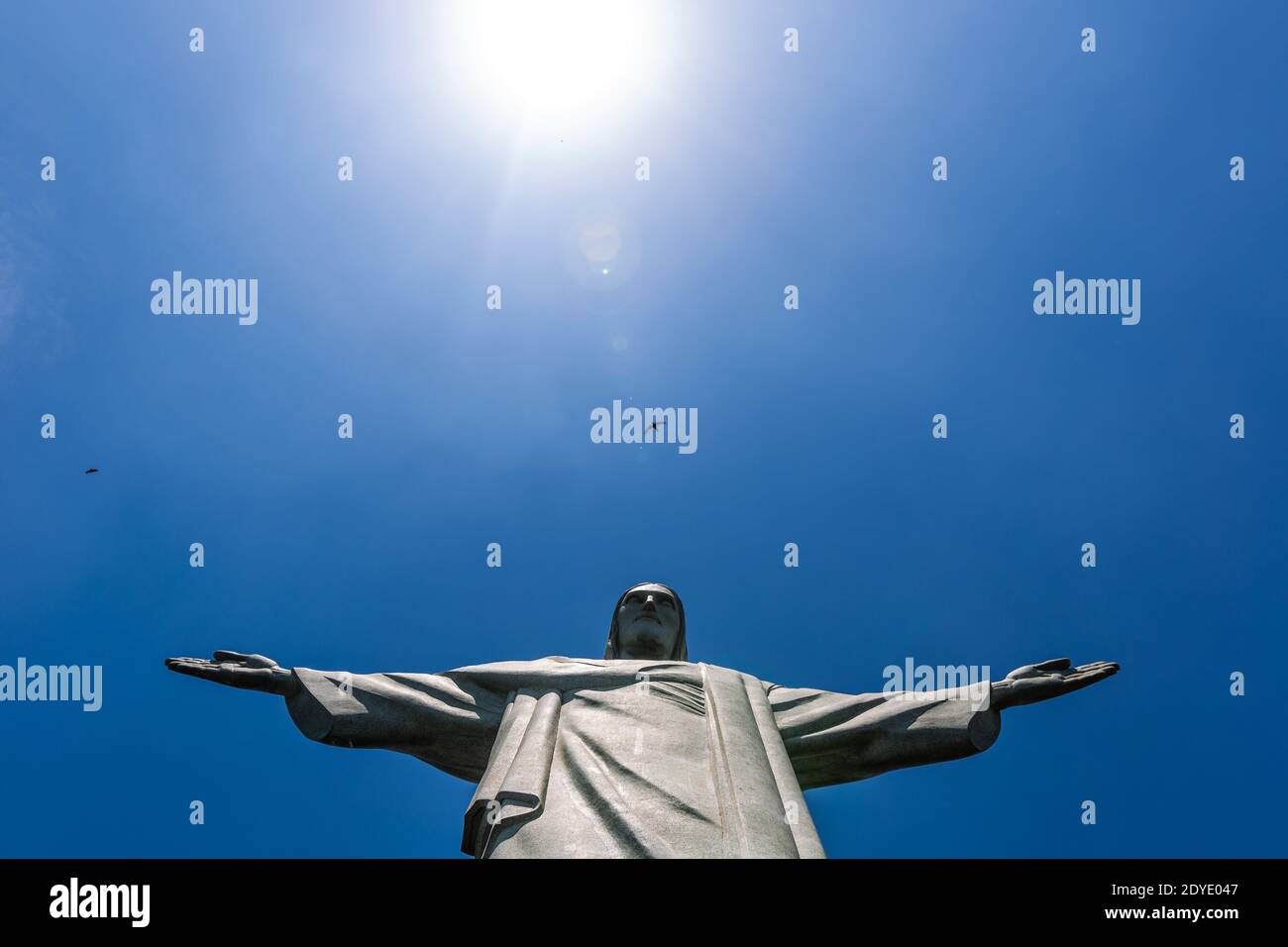 Hands christ redeemer statue hi-res stock photography and images - Alamy