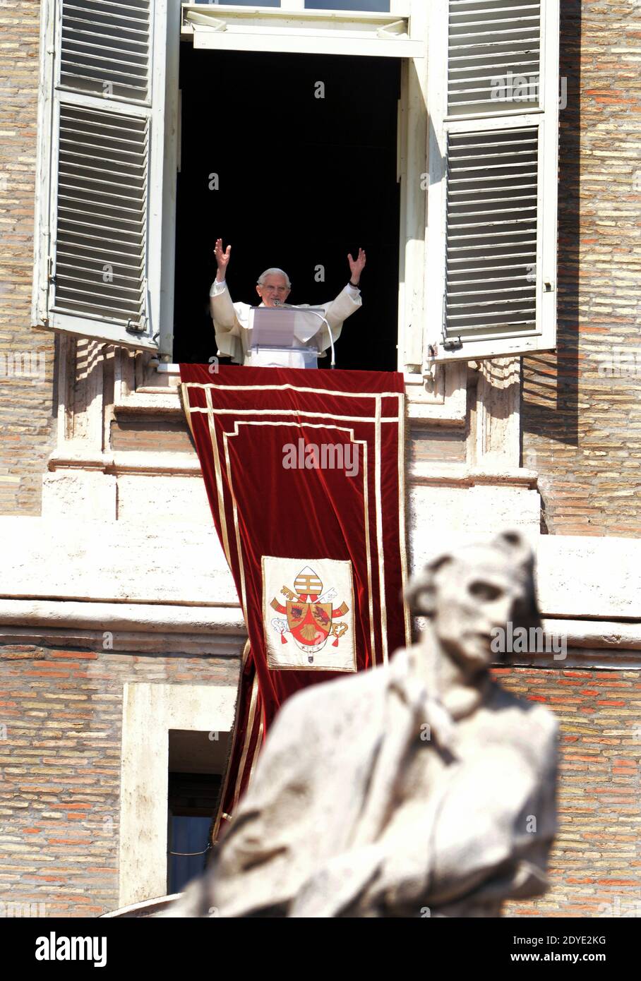 Pope Benedict XVI gives his pontificate's final Sunday Angelus blessing ...