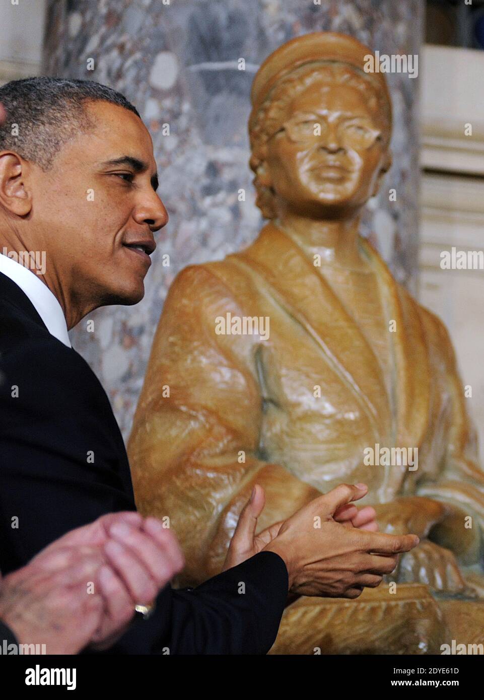 Rosa parks statue capitol hi-res stock photography and images - Alamy
