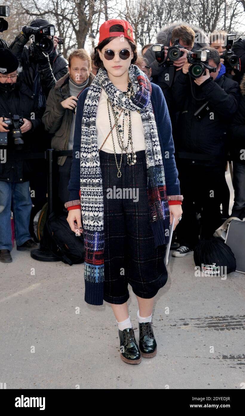Soko arriving to the Chanel Fall-Winter 2013/2014 Paris Fashion Week ...