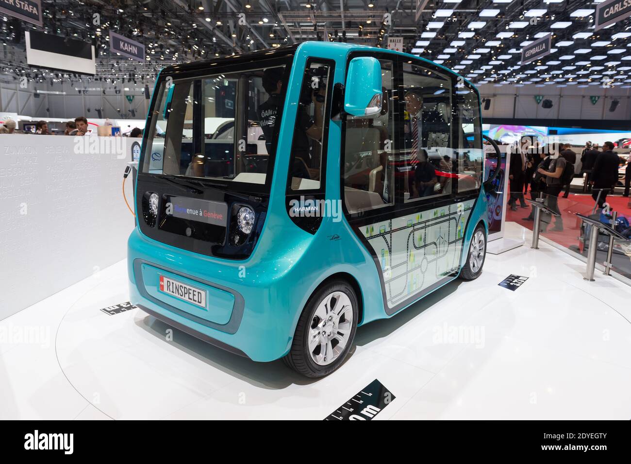 Micromax hi-res stock photography and images - Alamy