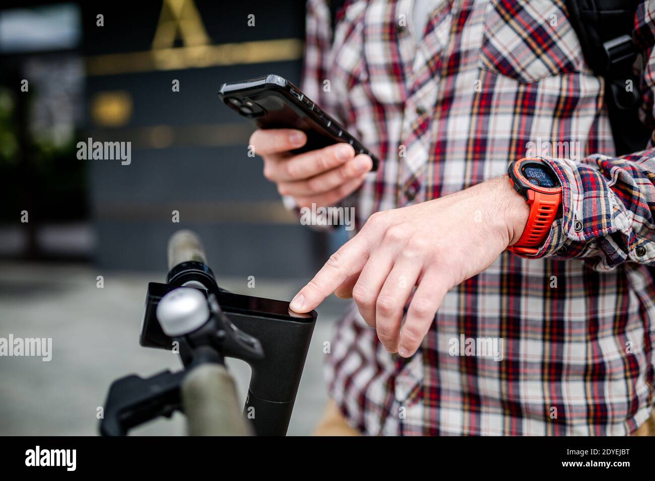 Kicking phone hi-res stock photography and images - Alamy