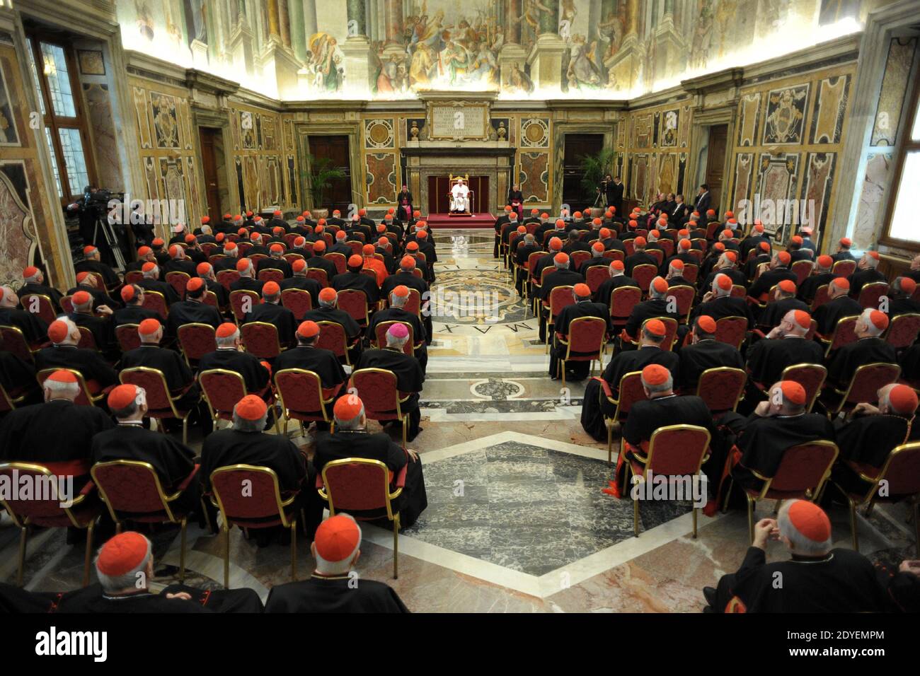Cardinal jorge mario hi-res stock photography and images - Alamy