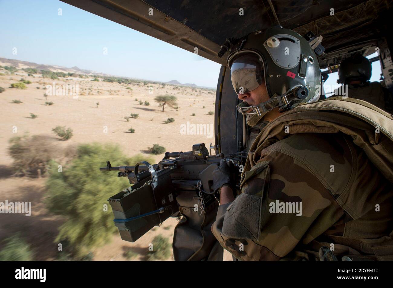 Machine militaire hi-res stock photography and images - Alamy