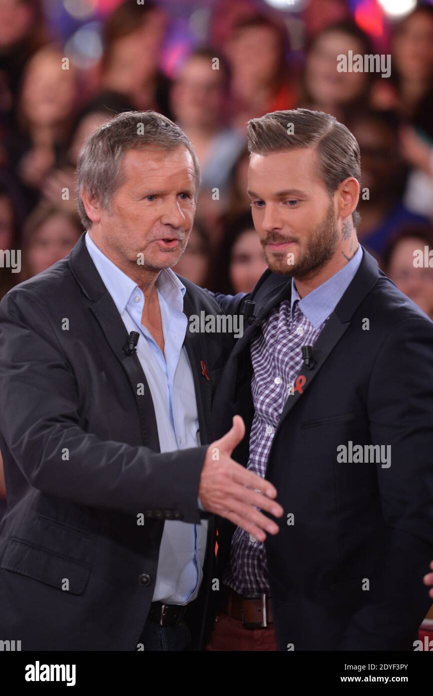 Father andre hi-res stock photography and images - Alamy