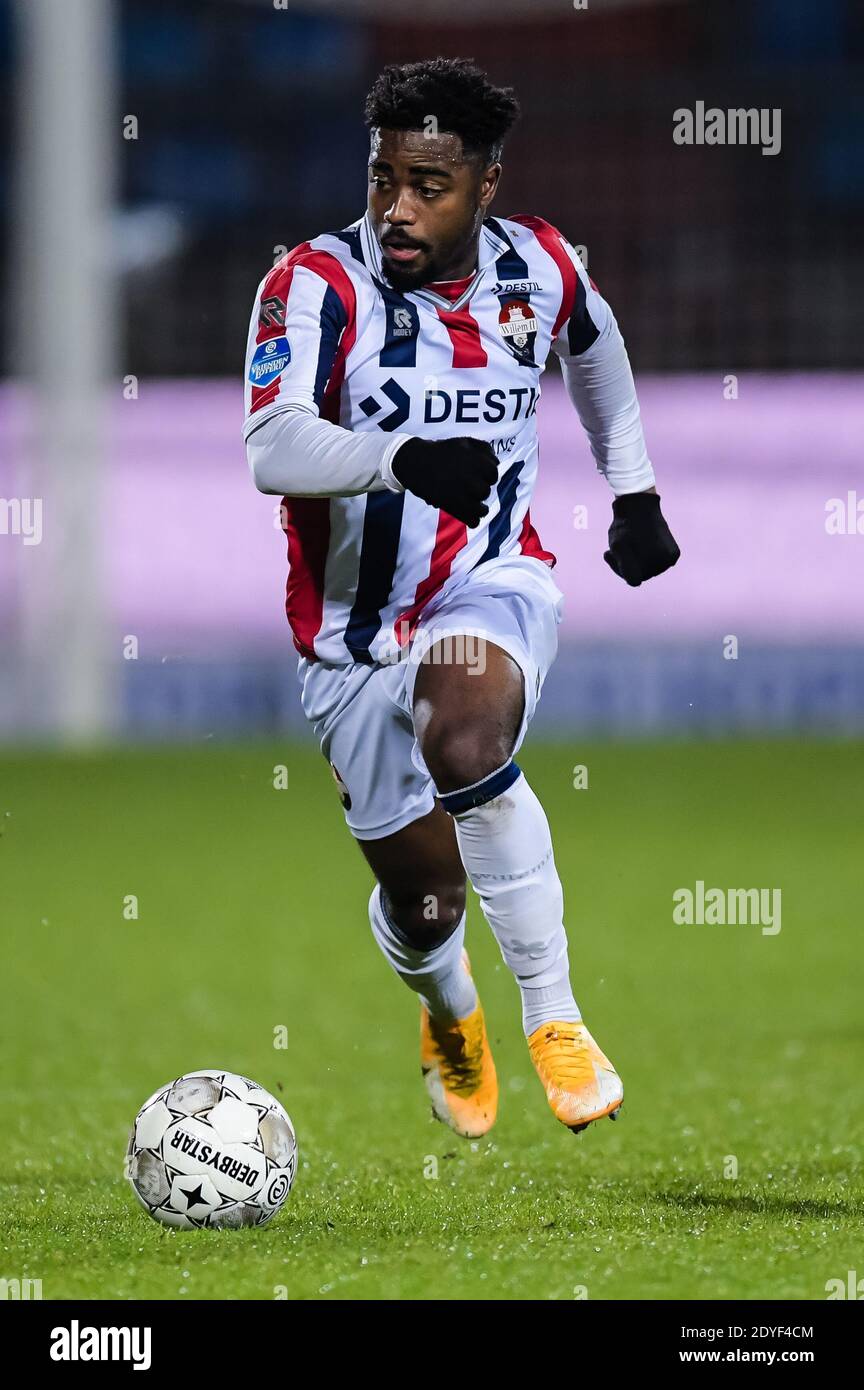 TILBURG, NETHERLANDS - DECEMBER 23: Che Nunnely of Willem II during the ...