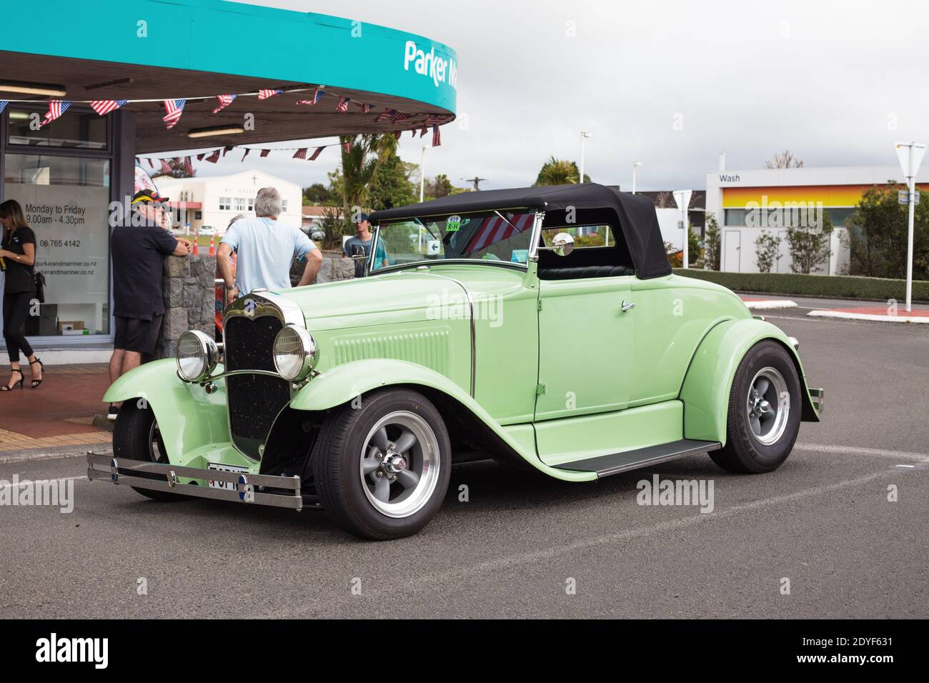 Classic and Custom American cars and hot-rods Stock Photo - Alamy