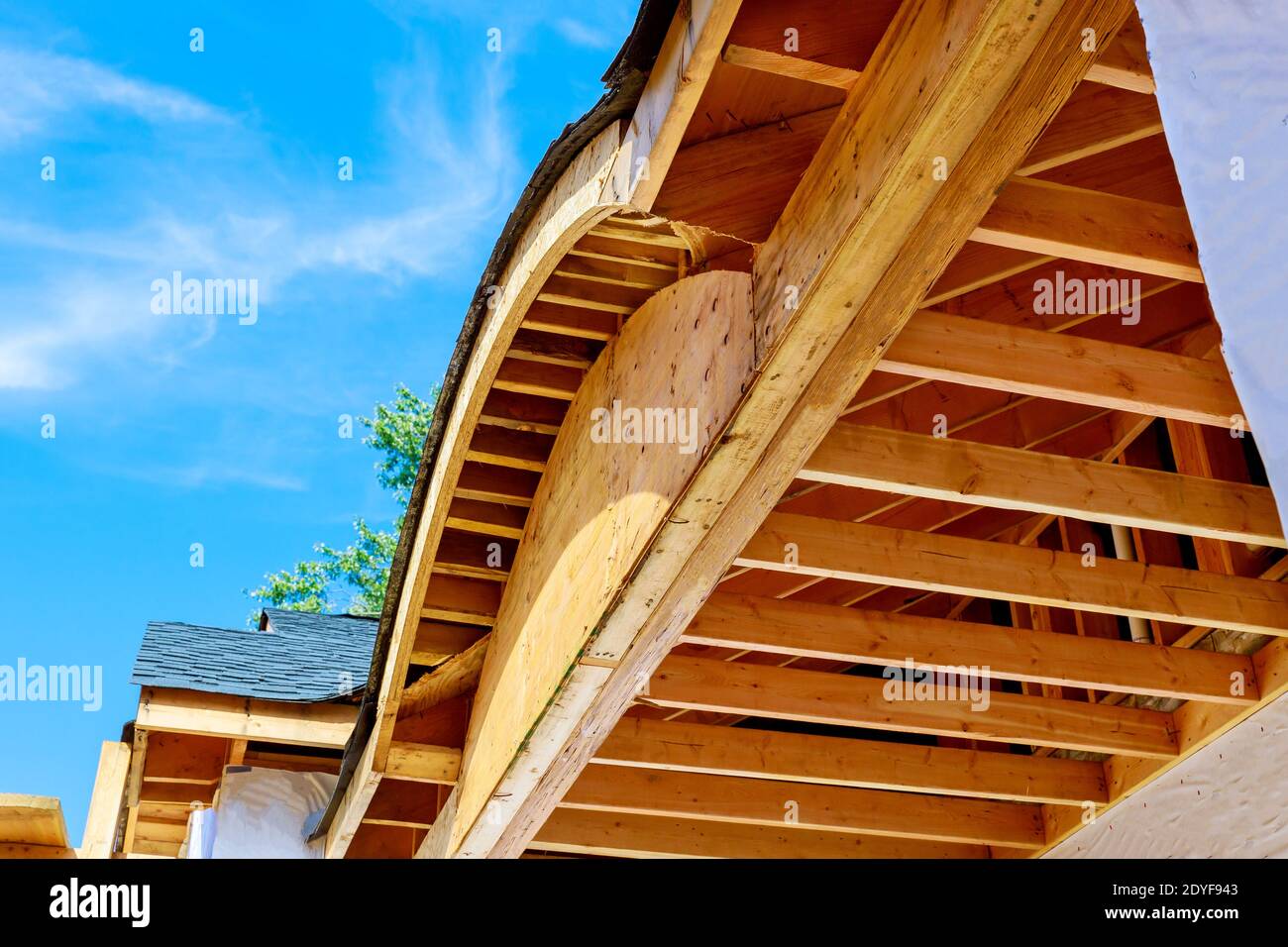 Circular Wood Truss Framing Changing Bottom Chord Height