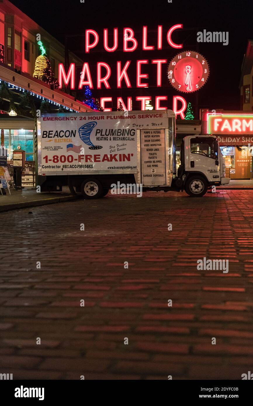 Seattle, USA. 15th Dec, 2020. Early in the night Pike Place Market with ...