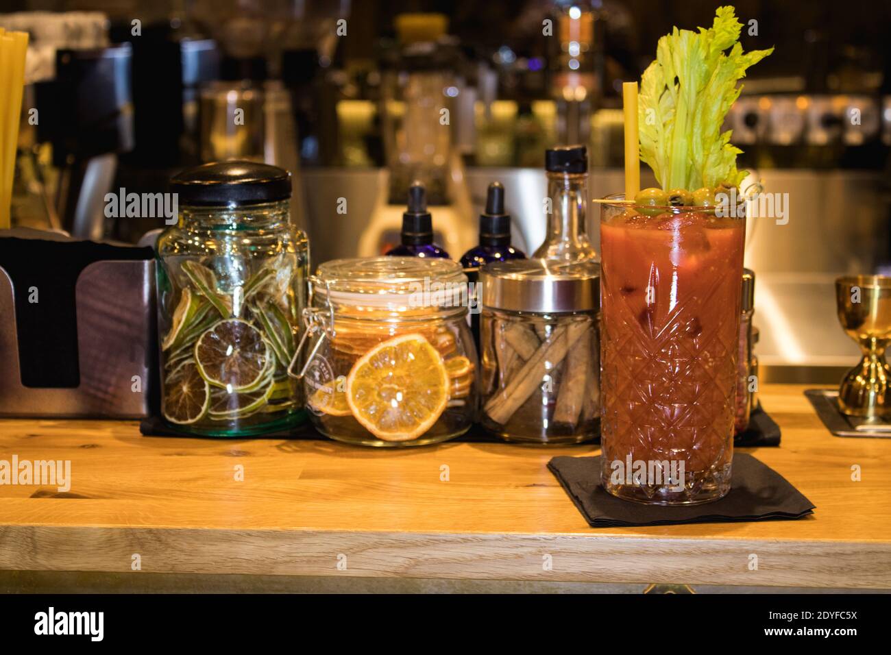 Cocktail photographer hi-res stock photography and images - Alamy