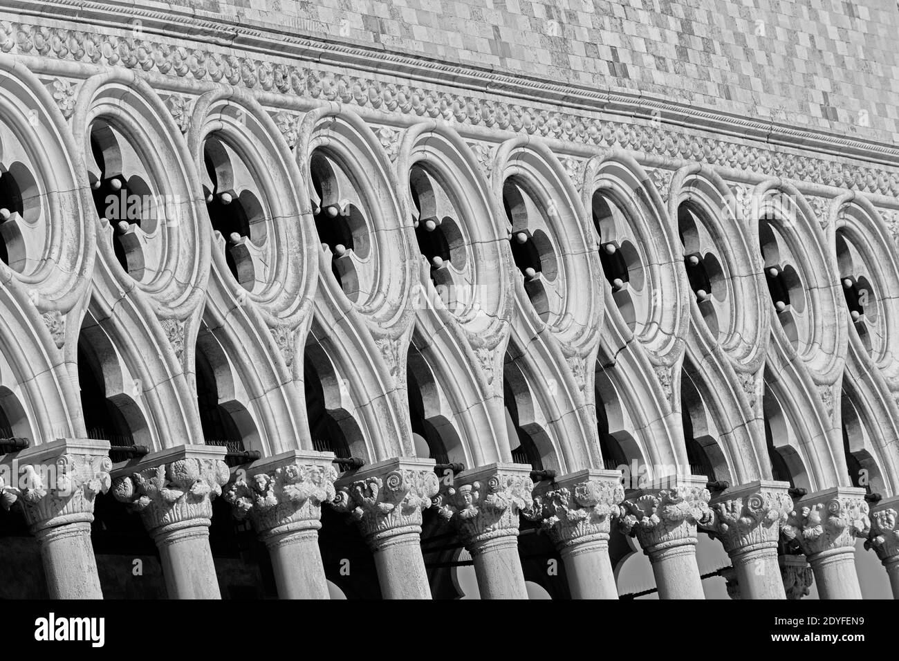 Palazzo ducale Black and White Stock Photos & Images - Alamy