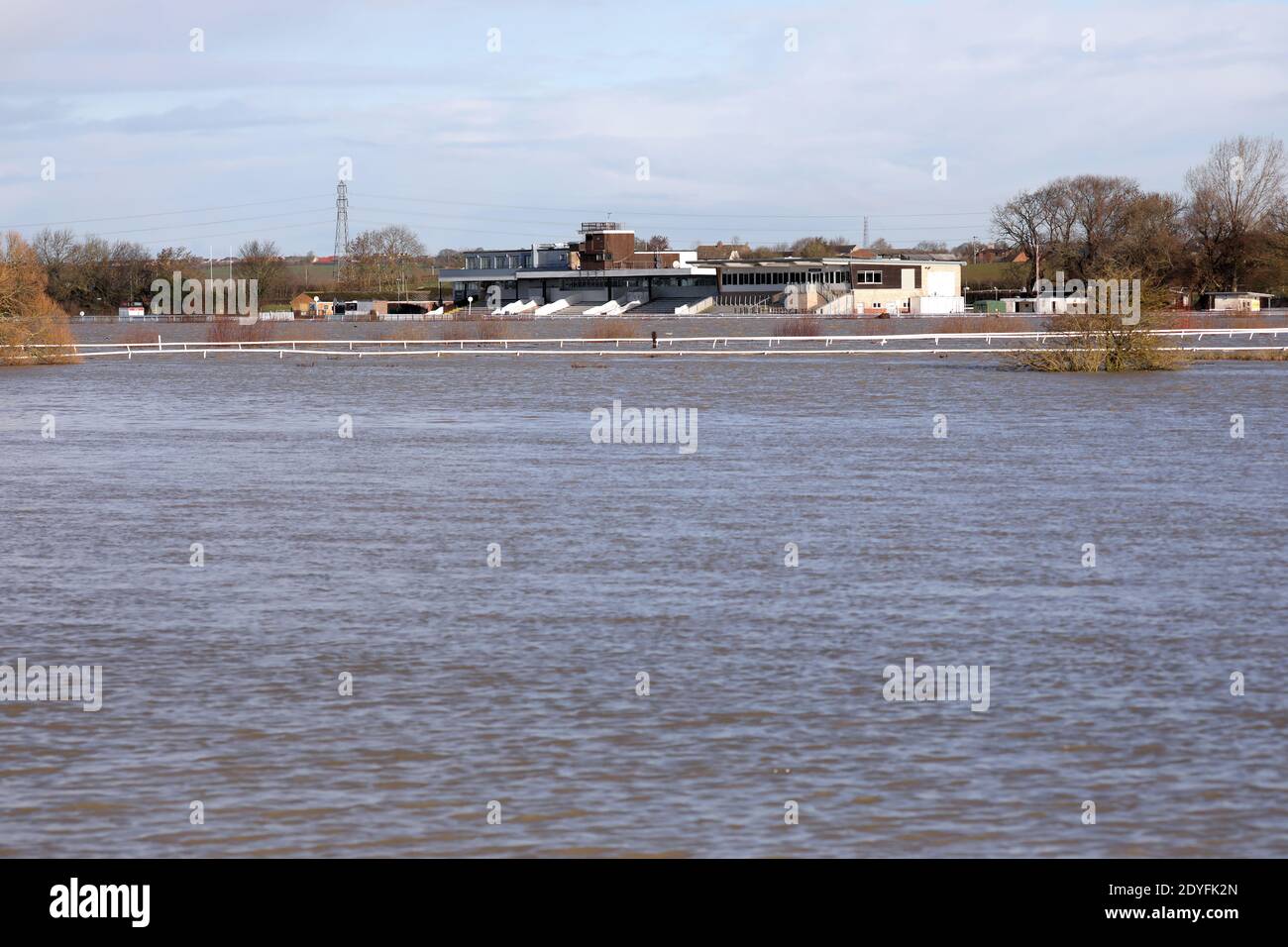 Huntingdon flooding hi-res stock photography and images - Alamy