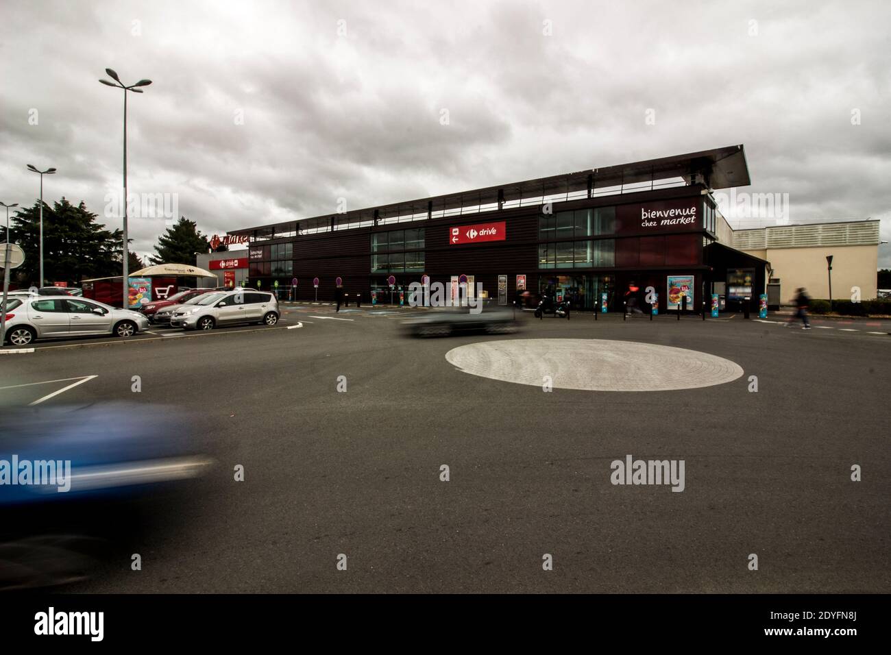 FRA - Shopping center. Shopping center Carrefour Market. FRA - Centre ...