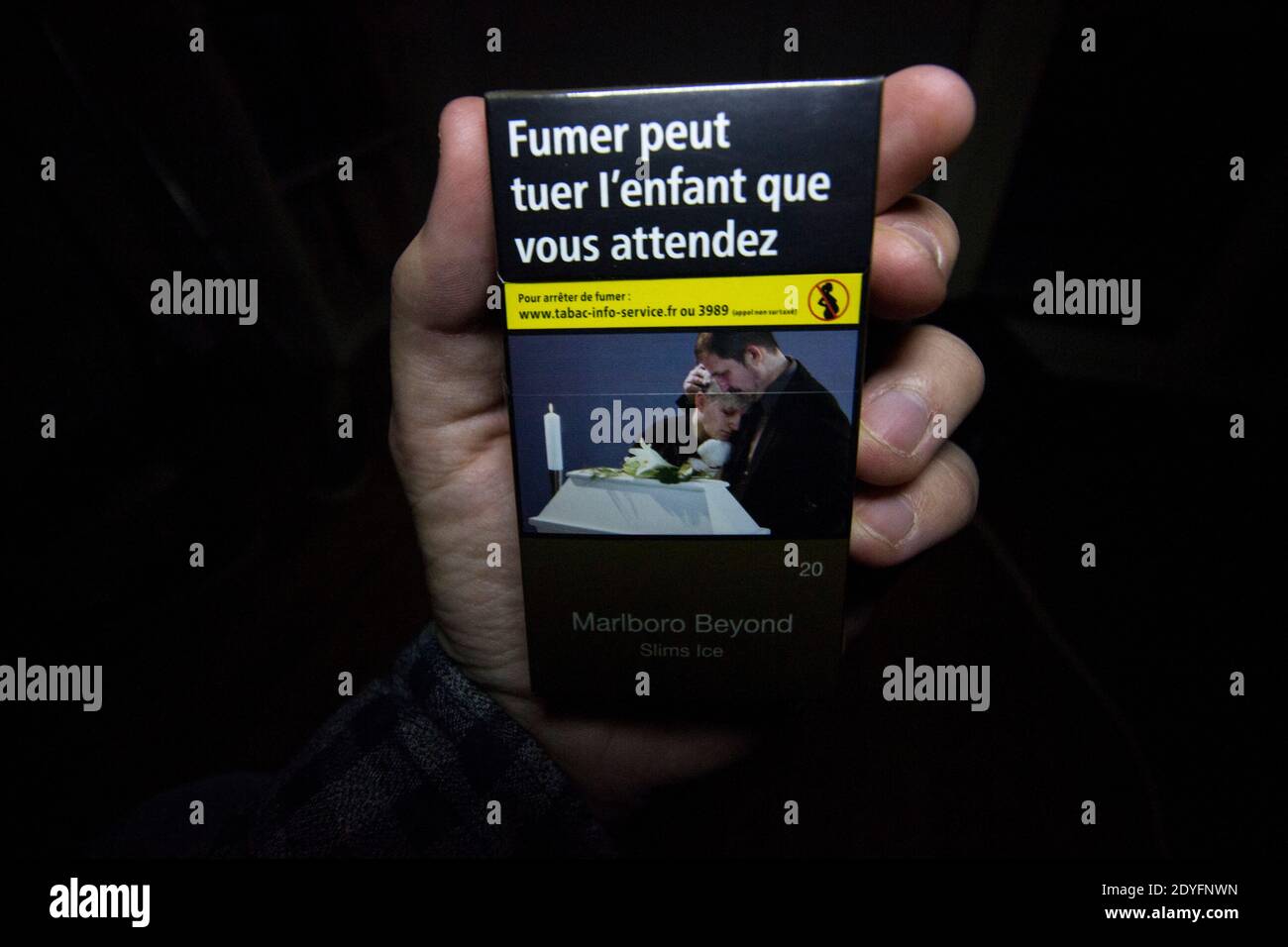 Illustration neutral packages. Illustration paquets neutres Stock Photo ...