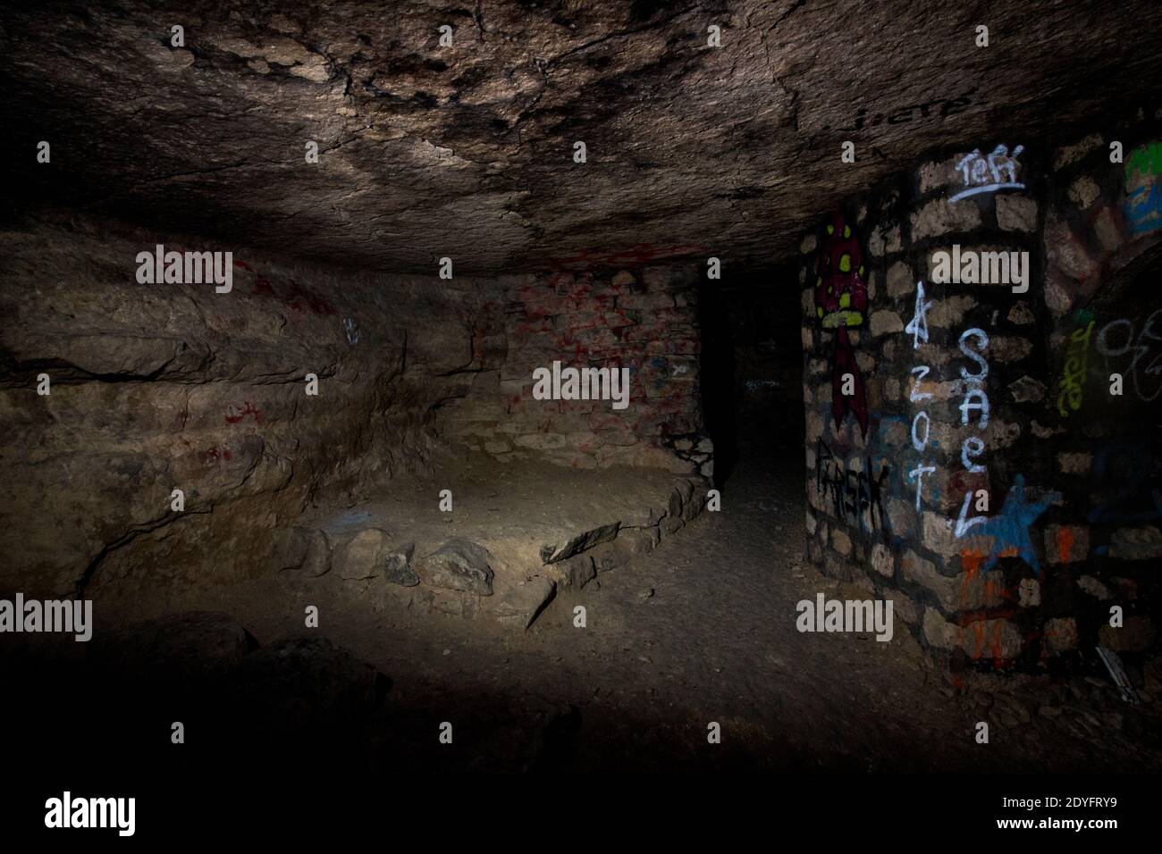 In the bowels of Paris. Exploration in the banned catacombs of Paris ...