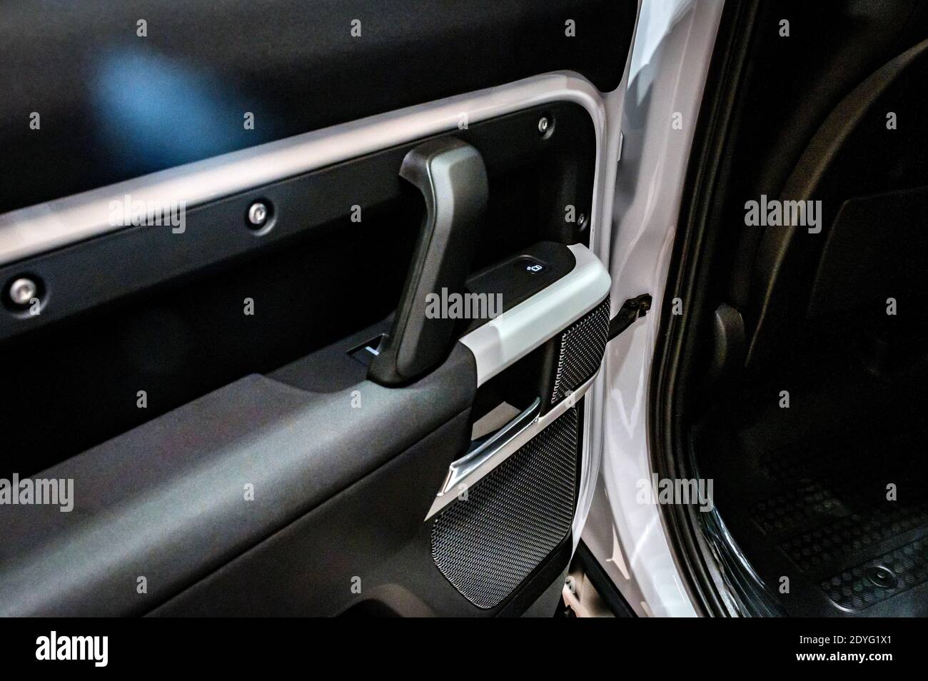 Land rover defender interior hi-res stock photography and images - Alamy