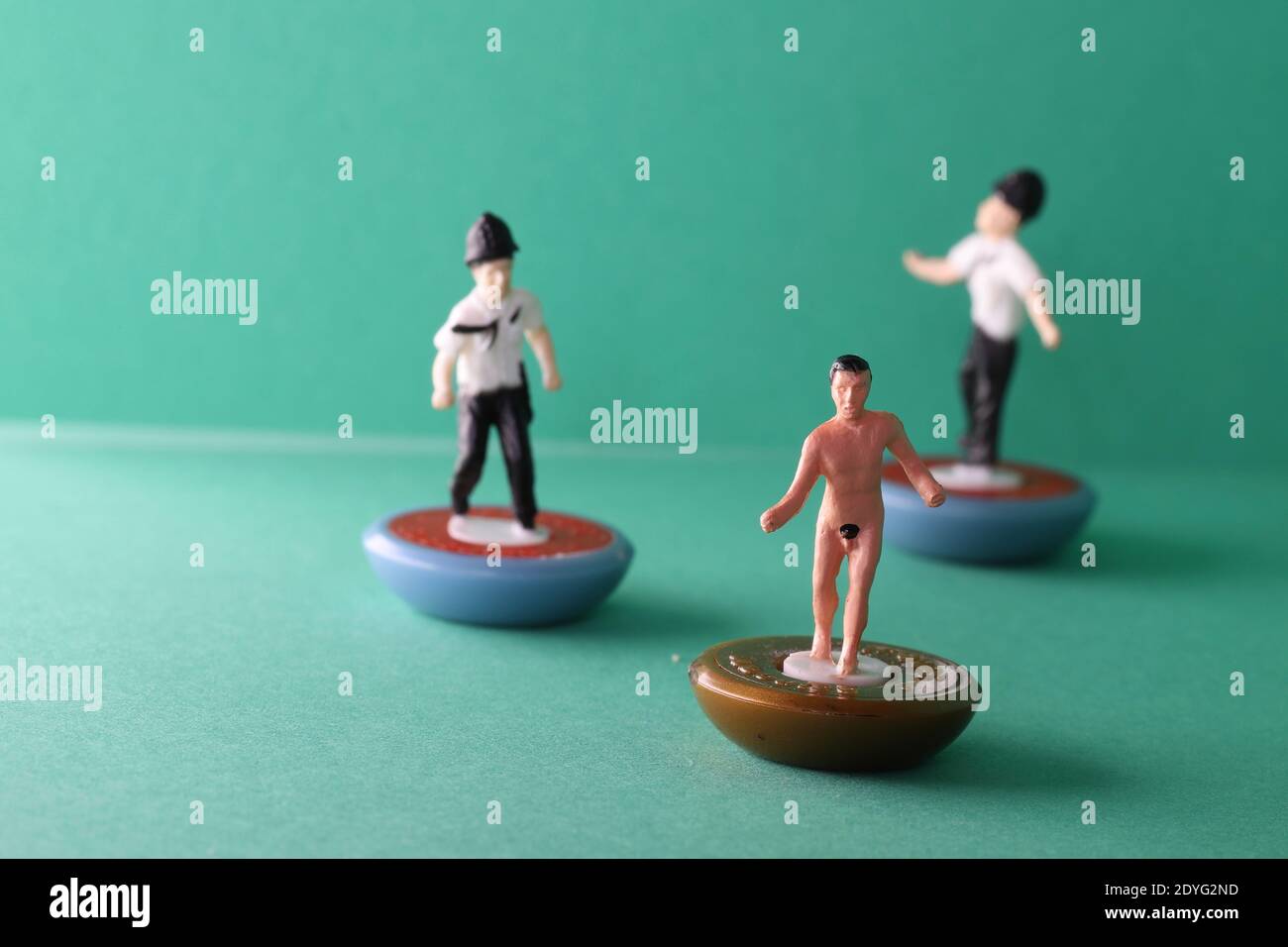 Streaker hi-res stock photography and images - Alamy