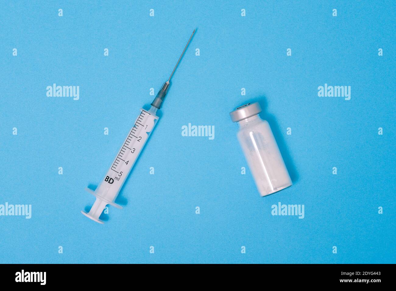 Medical syringe and glass ampoule with antibiotic. A medicinal product ...