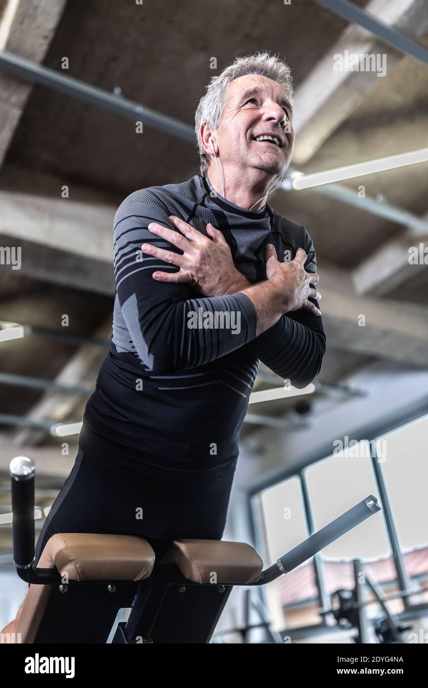 Fit older men hi-res stock photography and images - Alamy