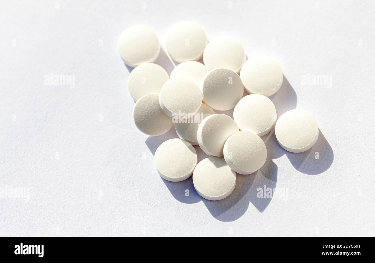 Medication bulk hi-res stock photography and images - Alamy