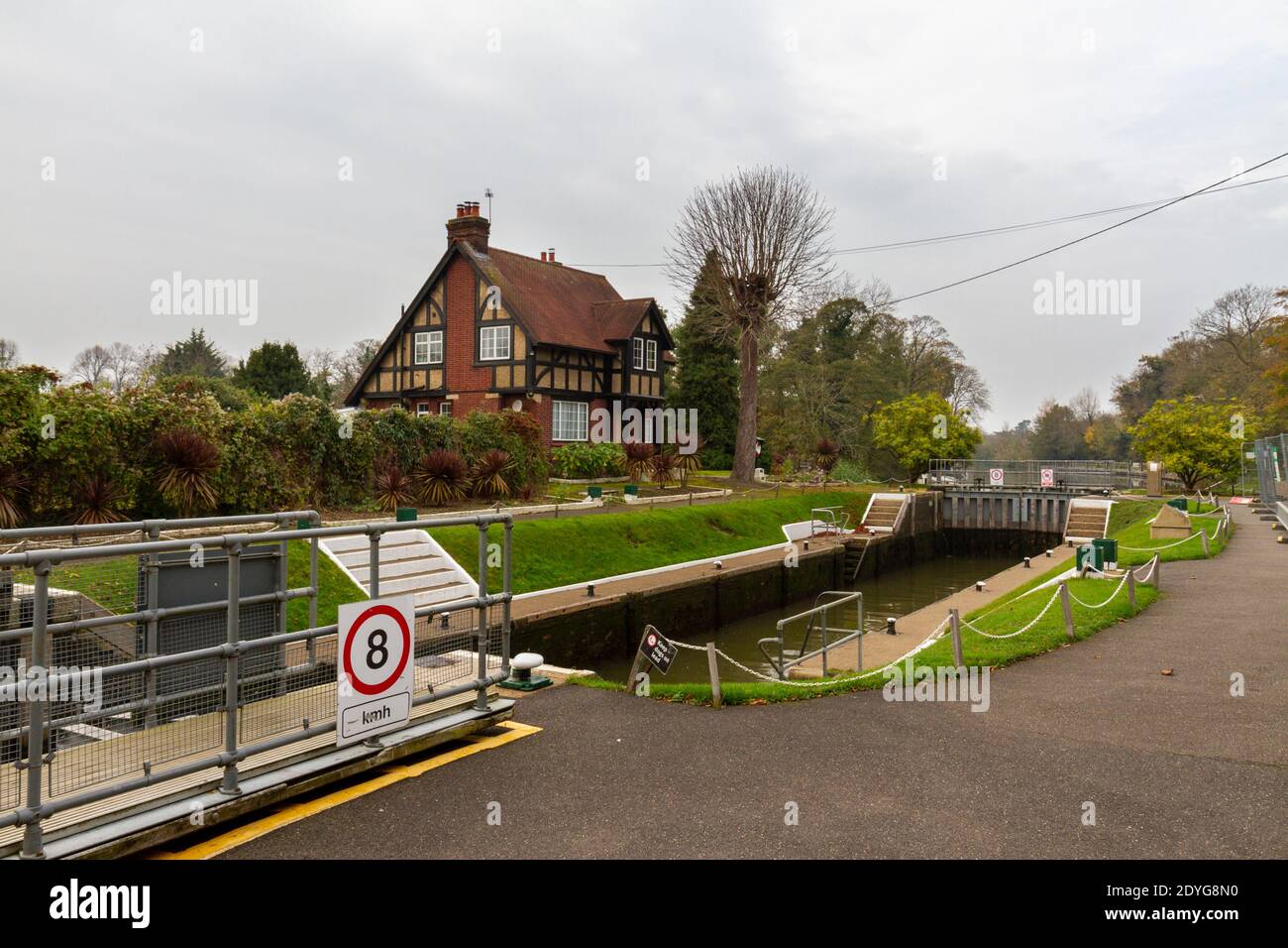 General view of Bray Lock on the River Thames, UK Stock Photo - Alamy