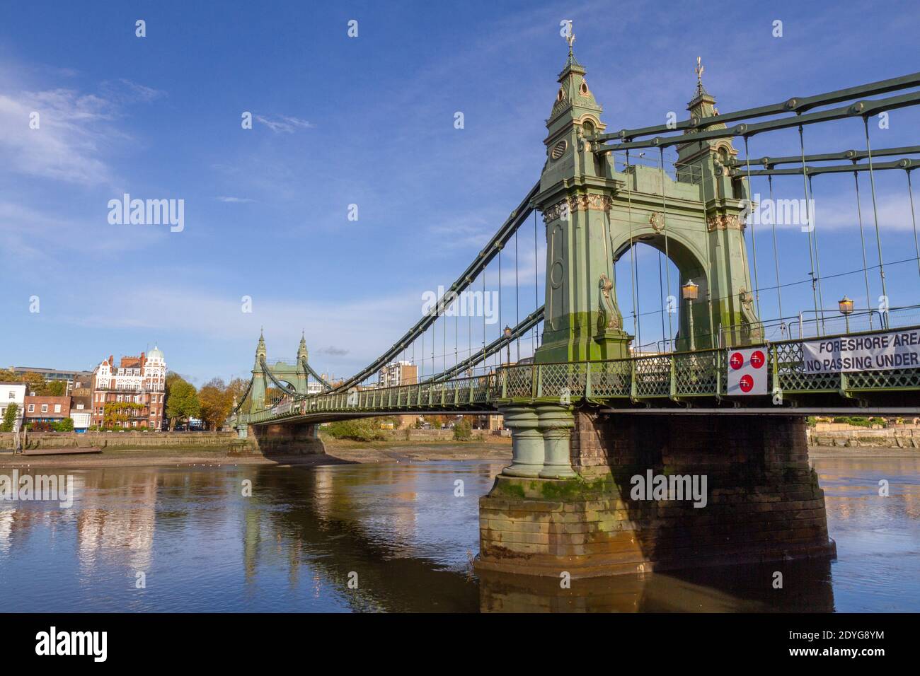Hammersmith Bridge over the River Thames, closed due to critical faults ...