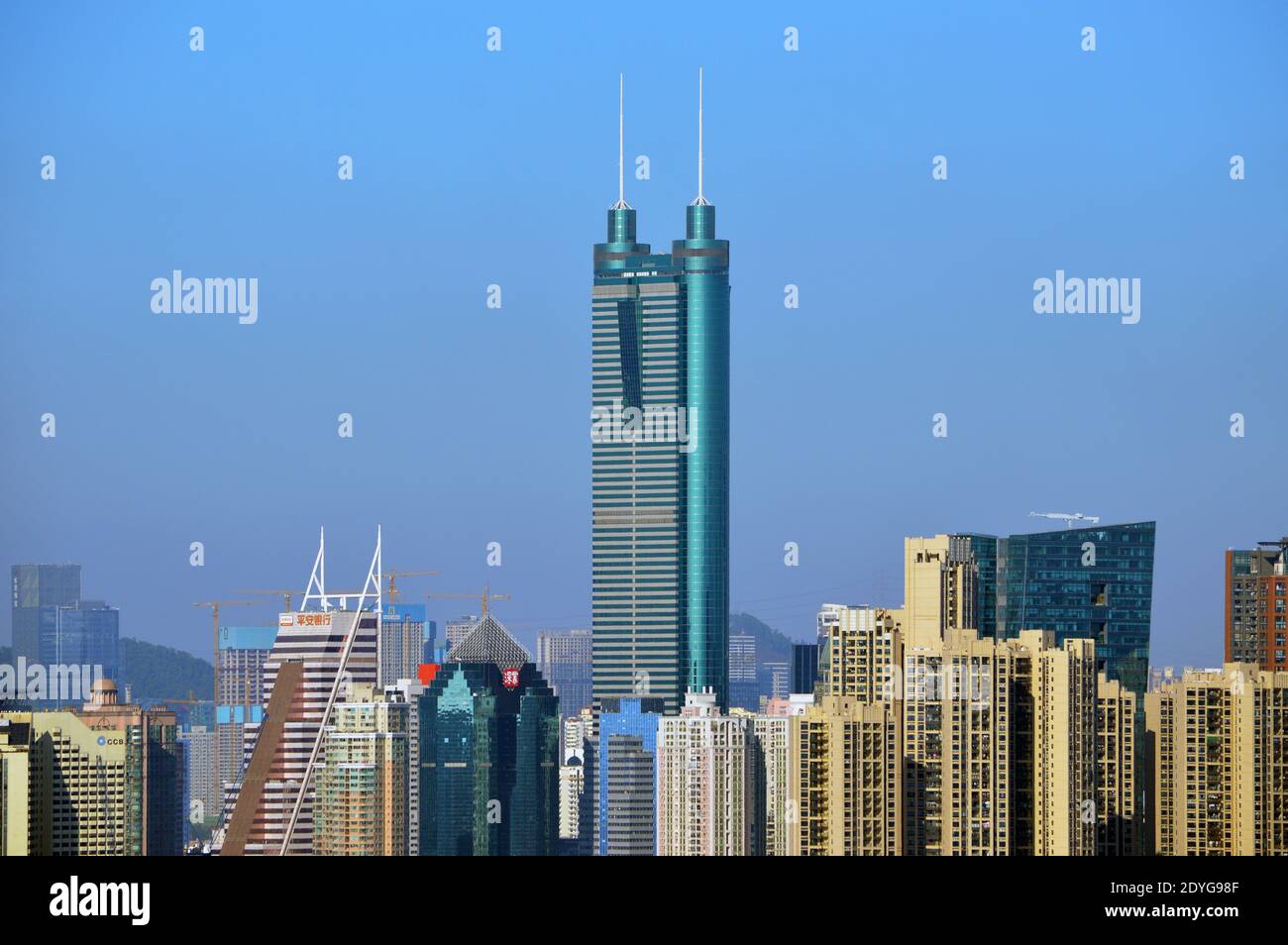 Shun Hing Square (信興廣場), a skyscraper in Shenzhen, China. 中国深圳信兴广场 ...