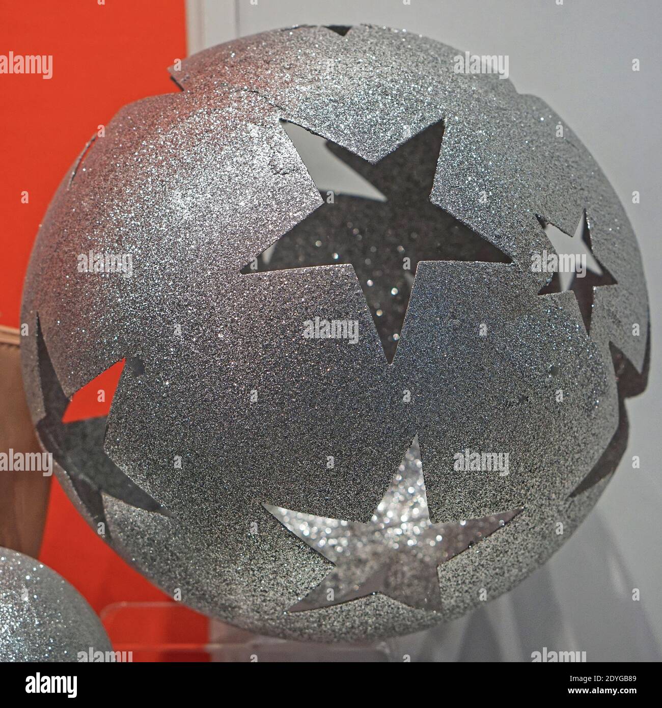 Big silver hi-res stock photography and images - Alamy