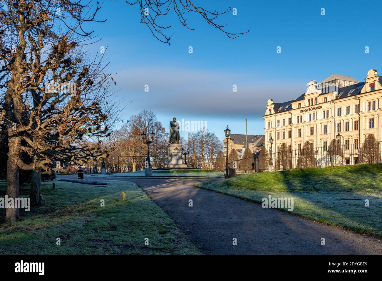 Carl Johans park with the statue of king Karl XIV Johan on Christmas ...