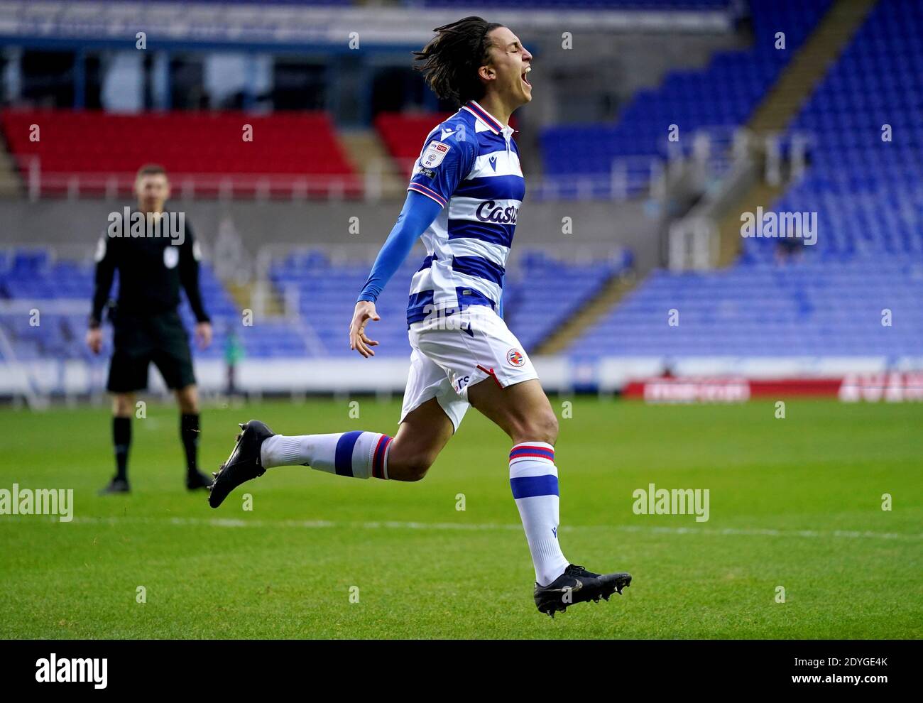 Tom mcintyre goal hi-res stock photography and images - Alamy